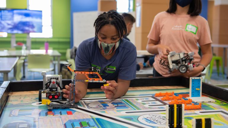 “Everything is Awesome” for GMS’ LEGO Robotics Team | Gateway Schools